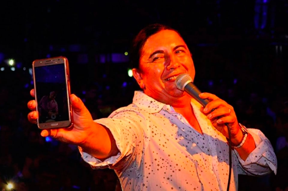 Desde su casa, Mario Pereyra le pone ritmo a la cuarentena