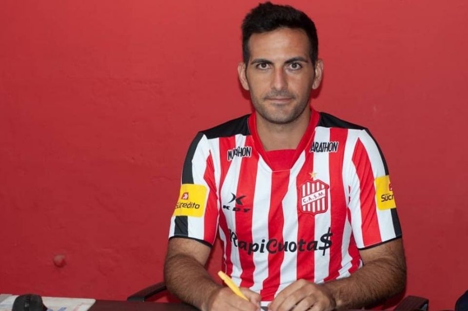 El ex Colón que ahora se calzó la rojiblanca