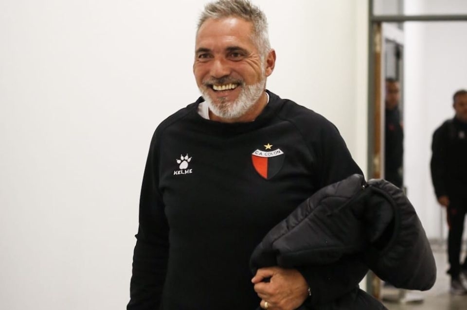 Sergio Rondina, ex-DT de Colón, presentó un proyecto en un equipo de la ...